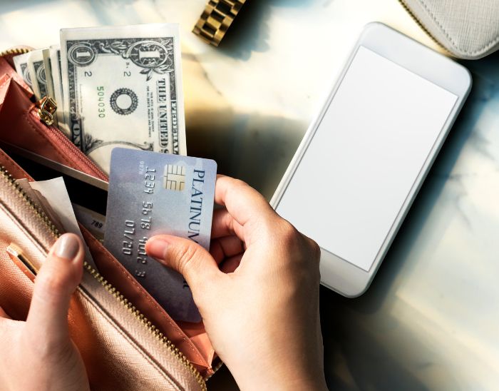 How To Budget Using the Envelope Budgeting System | KindaFrugal