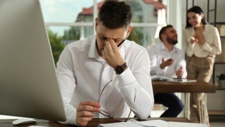 12 Assertive Ways to Respond When Your Boss Ignores You | KindaFrugal