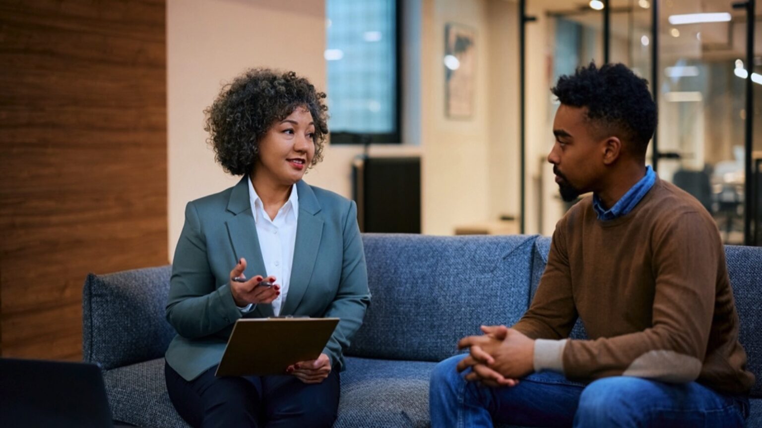 12 Assertive Ways to Respond When Your Boss Ignores You | KindaFrugal