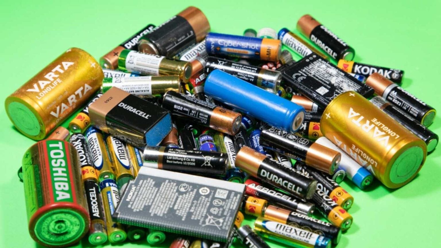 12 Mass-Produced Items Vital to Everyday Life | KindaFrugal